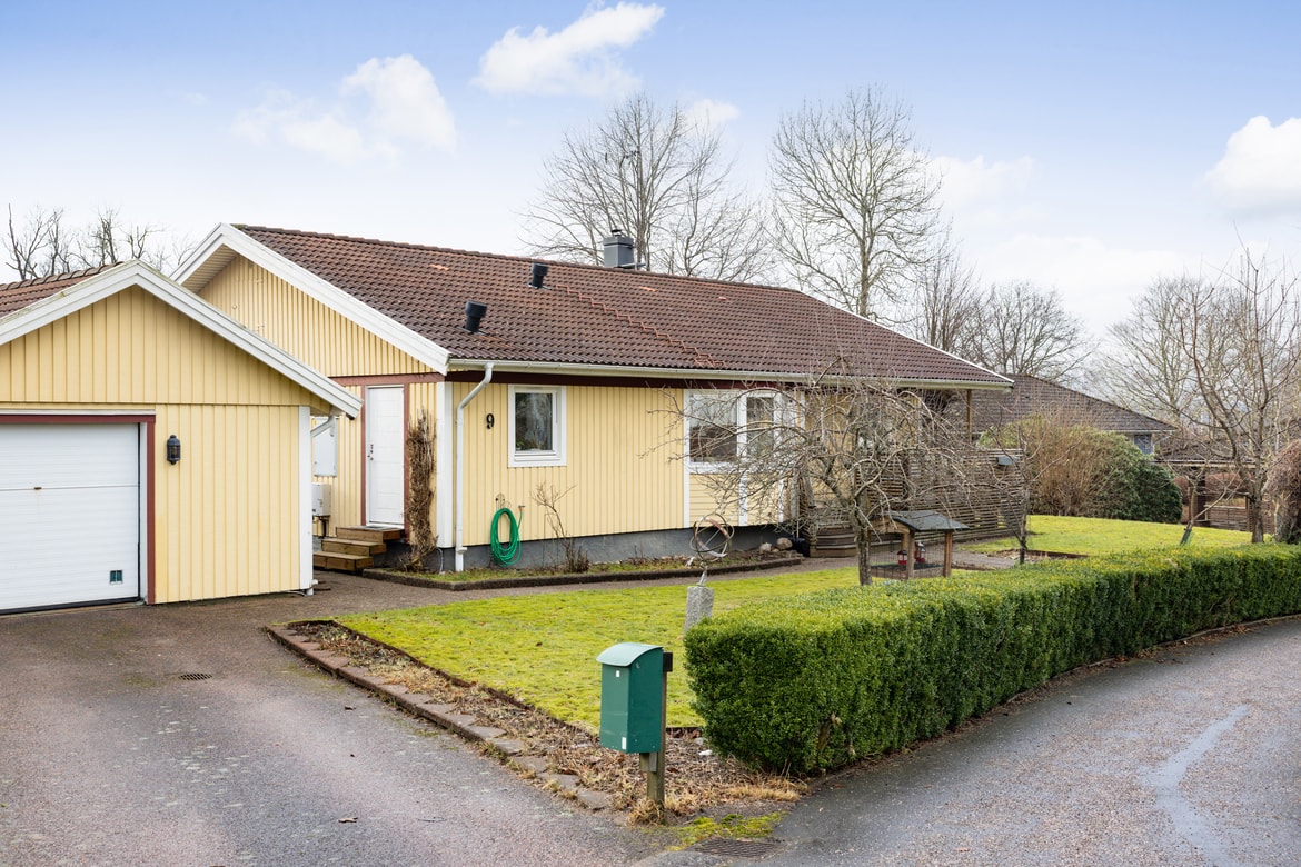 Odenius väg 9, Lerum - Södra, Lerum — Bjurfors