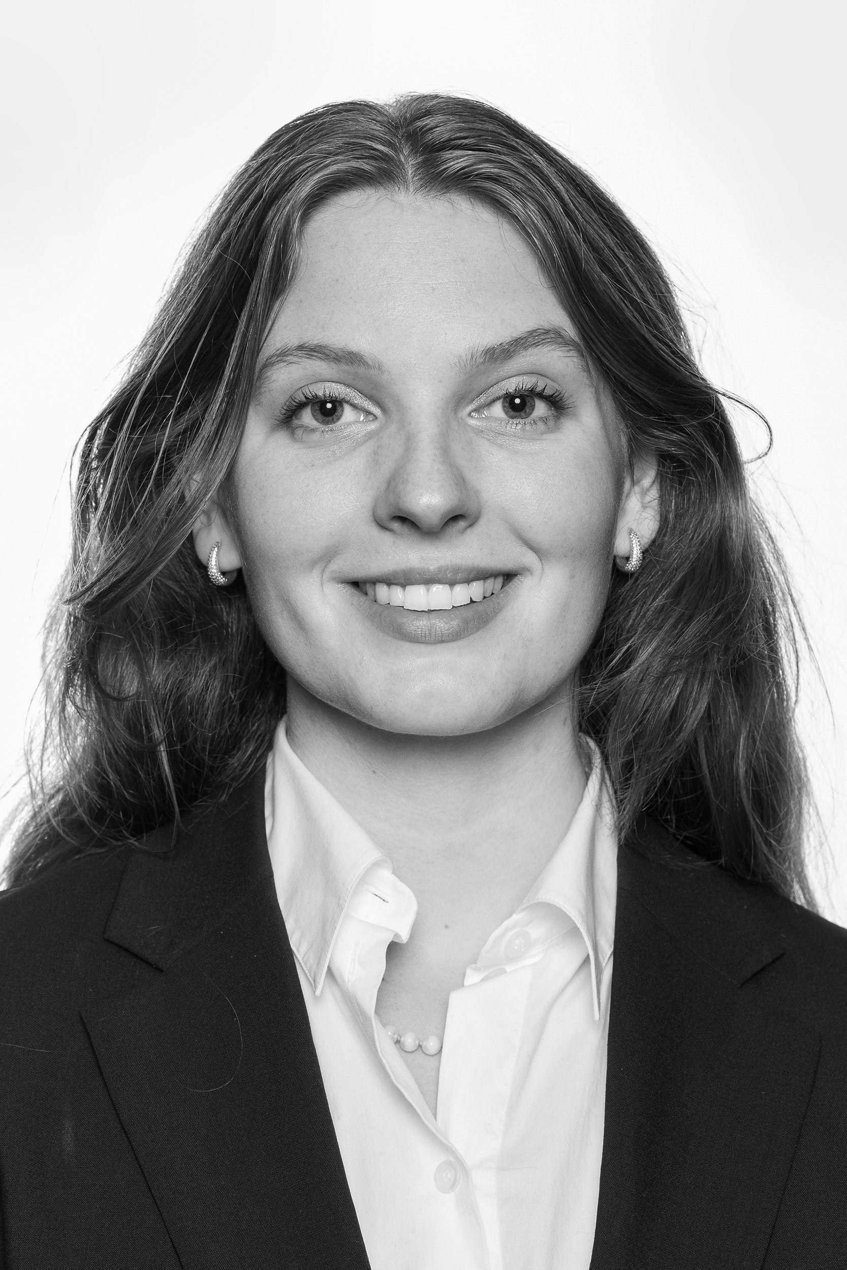 Rebecca Roos — mäklarassistent — Bjurfors Skåne (Huvudkontor)