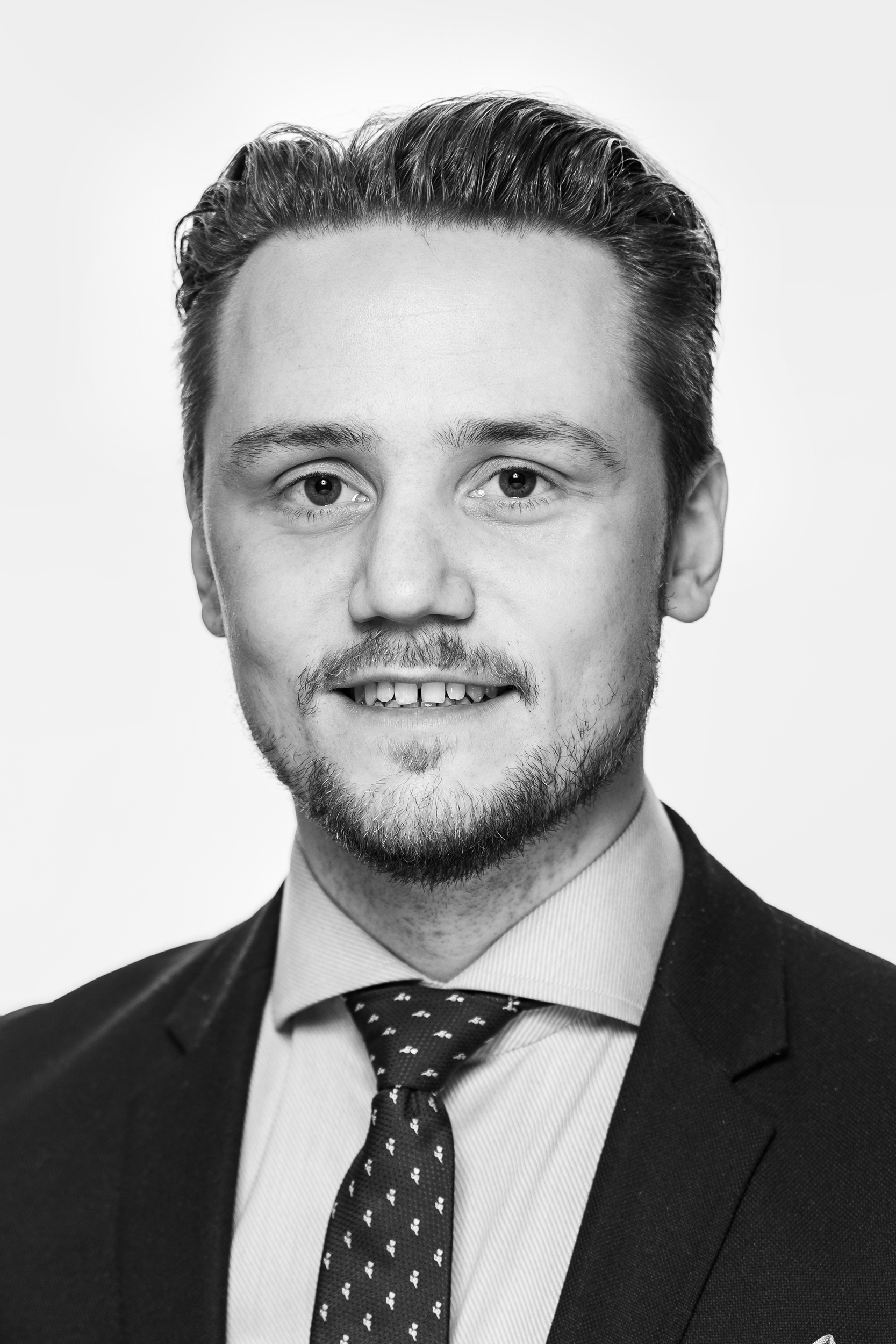 Oscar Sjöberg — fastighetsmäklare / partner — Bjurfors Göteborg City