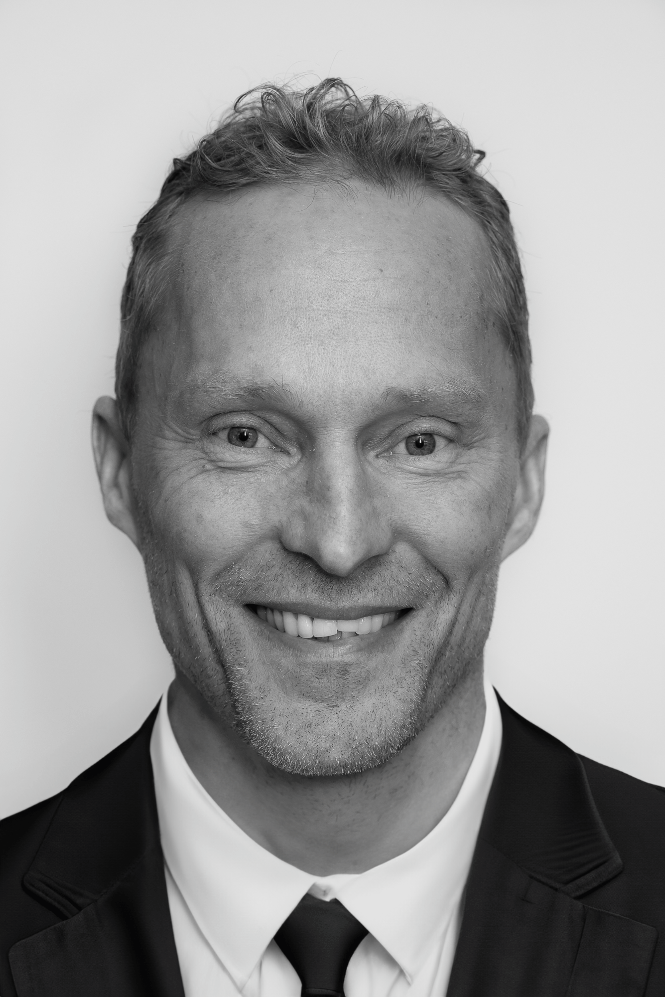 Henrik Hansson — fastighetsmäklare — Bjurfors Halmstad